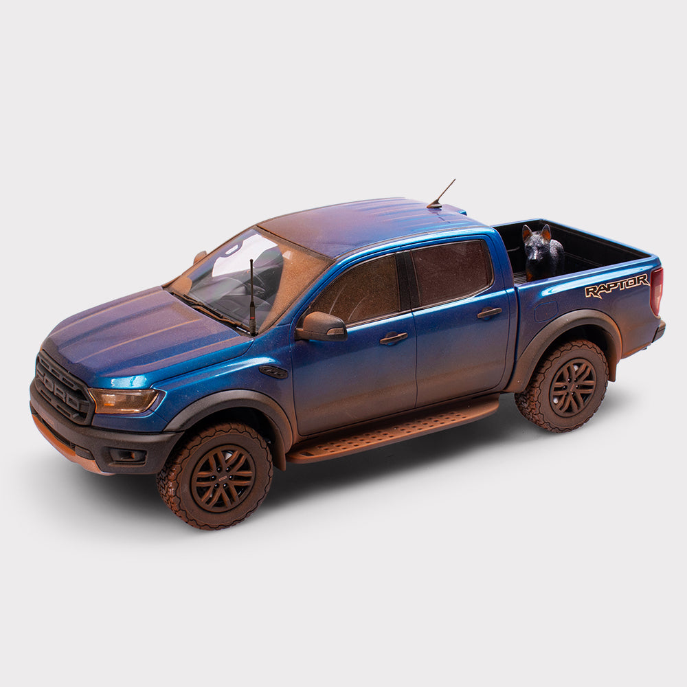 1:18 Ford Ranger Raptor - Velocity Blue - Dirty Version With Dog ...